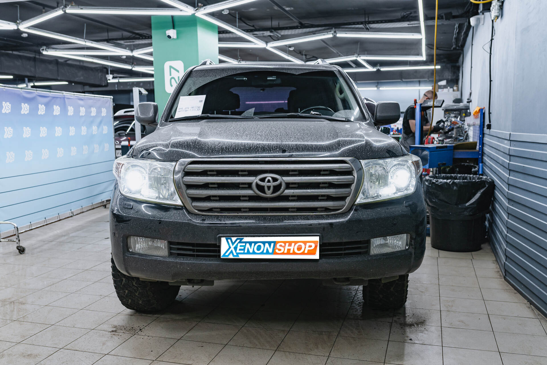 Замена отработавших линз в фарах Тойота Ленд Крузер (Toyota Land ...